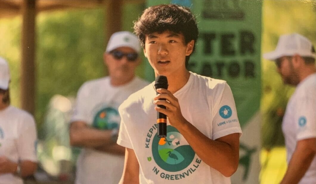 17-Year-Old Environmentalist Rallies Community Involvement in ...