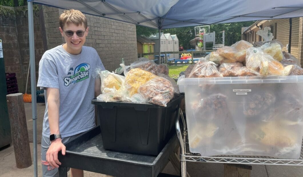 Virginia Siblings Team Up to Bake and Deliver Food to Local Shelters ...